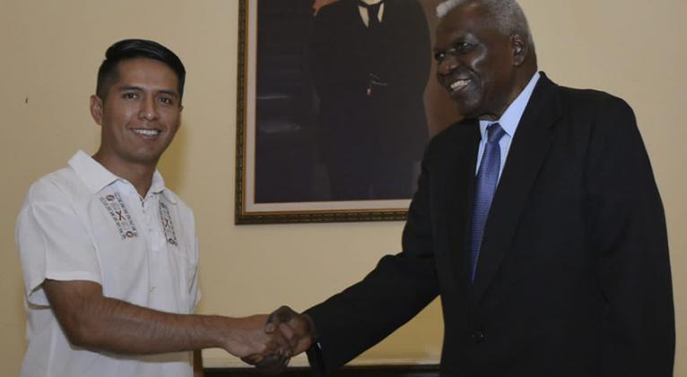 President of the Cuban parliament holds talks with Bolivian senate ...